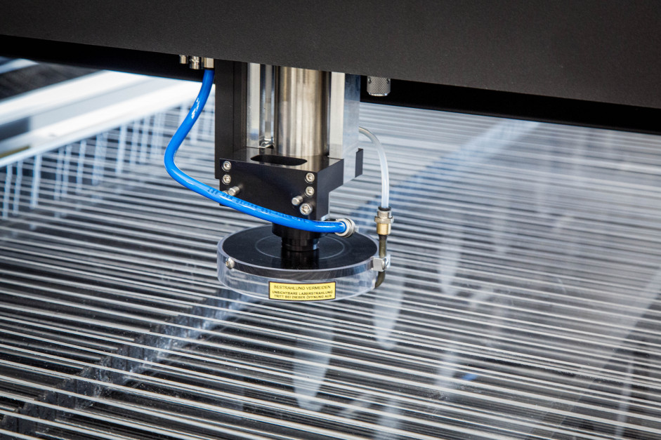 Professional acrylic lasering with ease