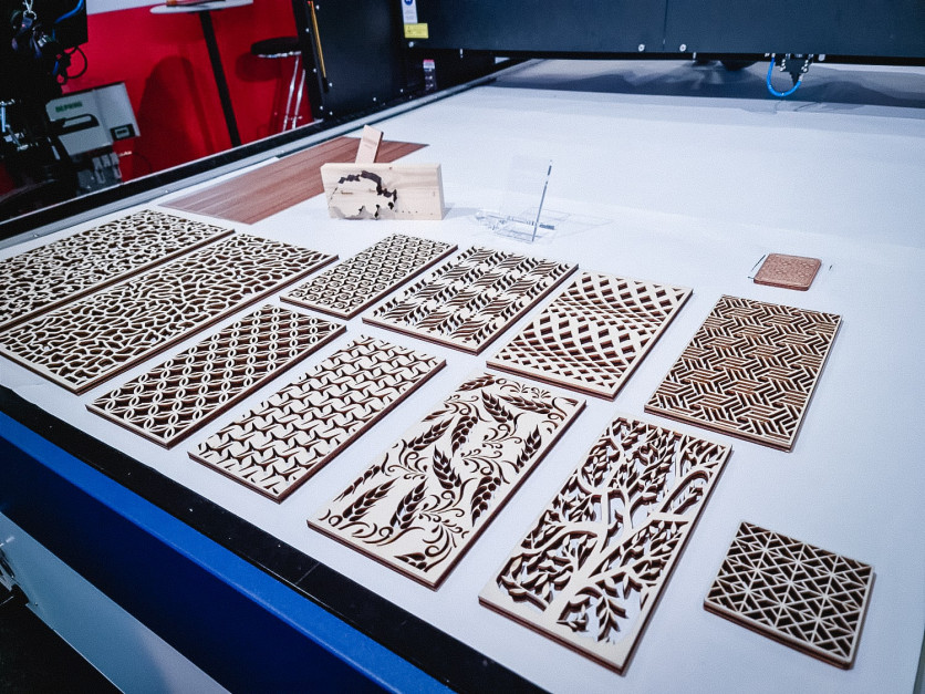 Progettazione del legno mediante taglio e incisione laser