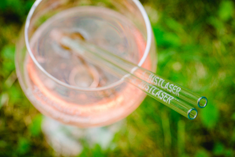 Glasveredelung durch Laser: Die Zukunft der Glasgravur | justlaser.com